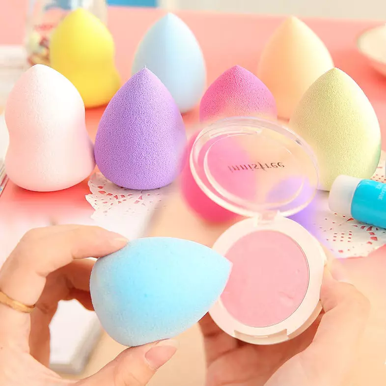 How to Choose Your Foundation Applicators – THE YESSTYLIST
