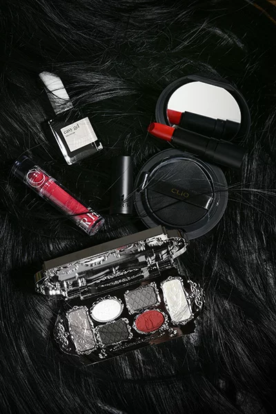 3 Haunting Makeup Looks from Junji Ito’s Characters – THE YESSTYLIST