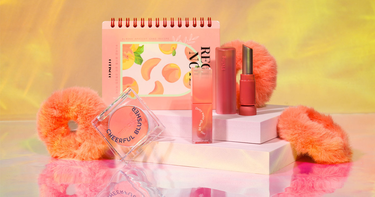 Peachy Makeup Look Inspired by Peach Fuzz, Pantone’s 2024 Color of the ...