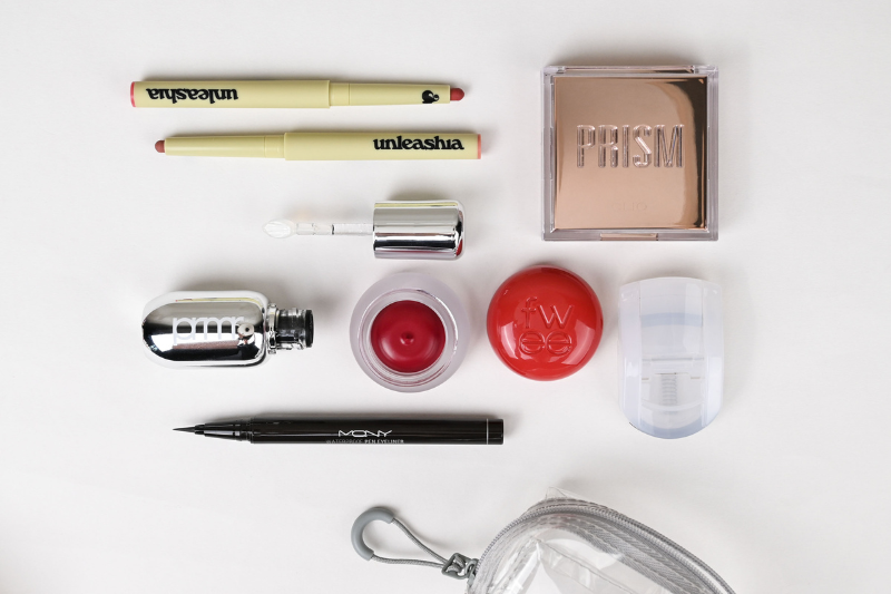 What’s In YesStyle Editors’ Makeup Bags? – THE YESSTYLIST